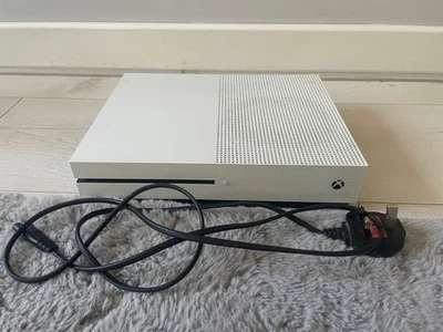 Xbox One S Deals ⇒ Best Sales in UK | Dealsan