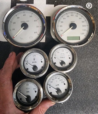Best Harley Digital Gauges Deals | Dealsan