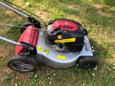 Self Propelled Petrol Lawnmower Deals ⇒ Best Sales in UK | Dealsan