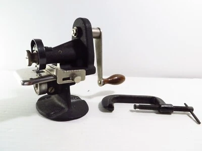 Best Hand Crank Sewing Machine Deals | Dealsan