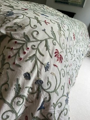 Antique Super King Bed Deals ⇒ Best Sales in UK | Dealsan