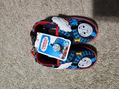 Best Thomas The Tank Engine Shoes Deals | Dealsan