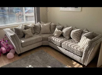 Corner Sofa Cuddle Chair Deals ⇒ Best Sales in UK | Dealsan
