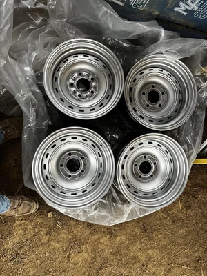 Best Chevy C10 Wheels Deals | Dealsan