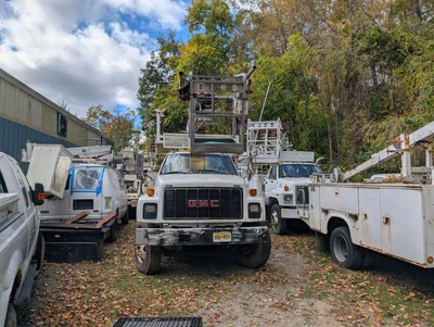 Best Bucket Truck Deals | Dealsan