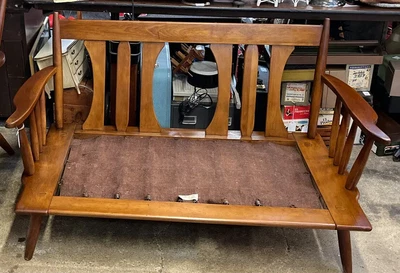 Best Colonial Furniture Deals | Dealsan