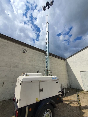 Lighting Tower Deals ⇒ Best Sales in UK | Dealsan