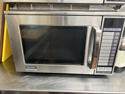 Commercial Microwave Deals ⇒ Best Sales in UK | Dealsan