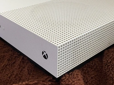 Xbox One S Deals ⇒ Best Sales in UK | Dealsan