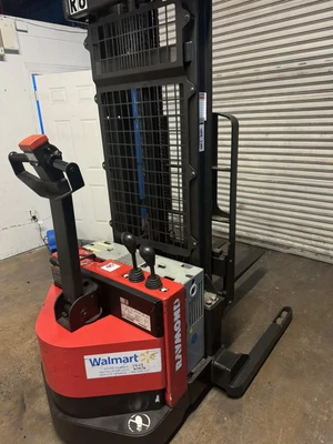 Best Walkie Stacker Deals | Dealsan